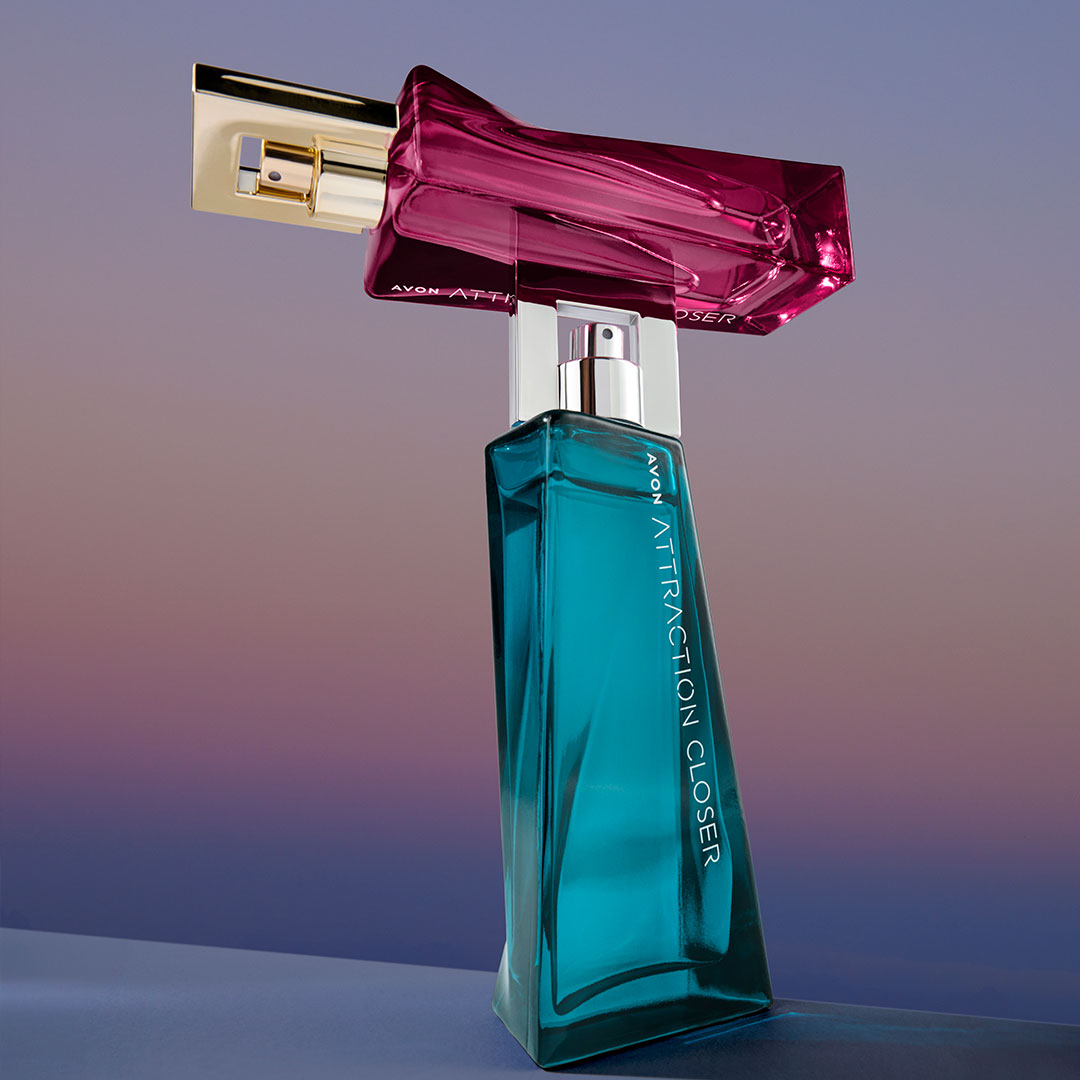 Avon Attraction Closer Parfums